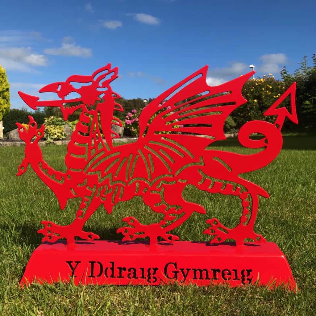 Welsh Dragon On Stand (Medium) – Dragon Signs Ltd